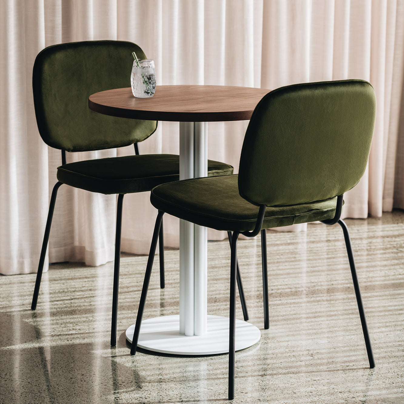 Round Timber Veneered Table Top – Proffer Ltd